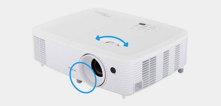 Projector Turns On But No Picture – Why and What To Do